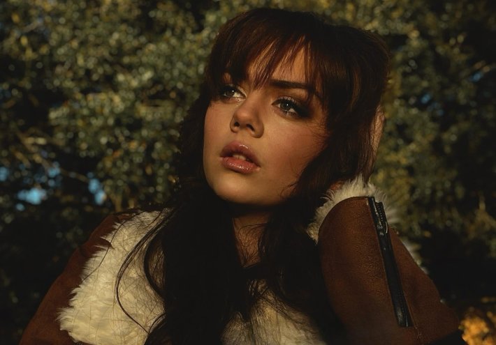 Emma Forgette unveils new single 'Woman' | Mystic Sons